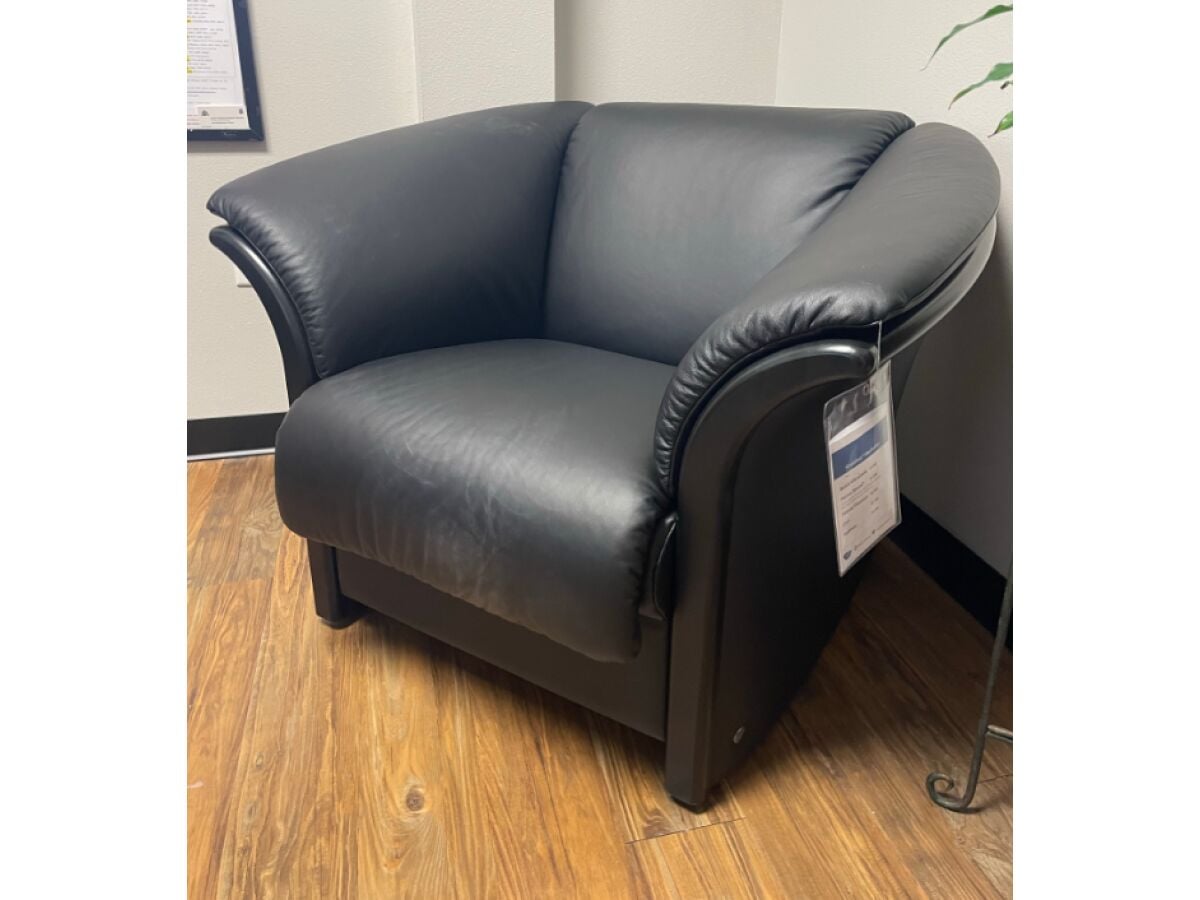 Stressless Manhattan Chair#1149 BELOW COST CALL FOR PRICE – Slone ...